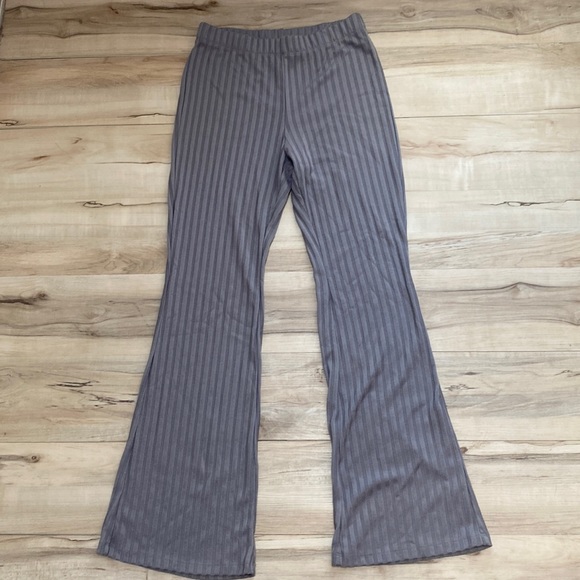 Divided | Pants & Jumpsuits | Nwot Divided Womens M Grey Ribbed Flare ...
